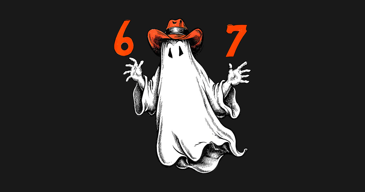 Haunted By 6 7 Ghost Thanksgiving Fall Autumn - Funny Ghost Fall - T ...