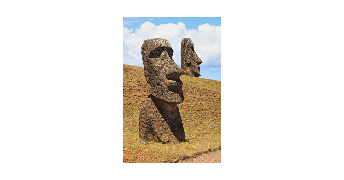 Moais at Rano Raraku - Rapa Nui - Easter Island - Quarry - T-Shirt ...