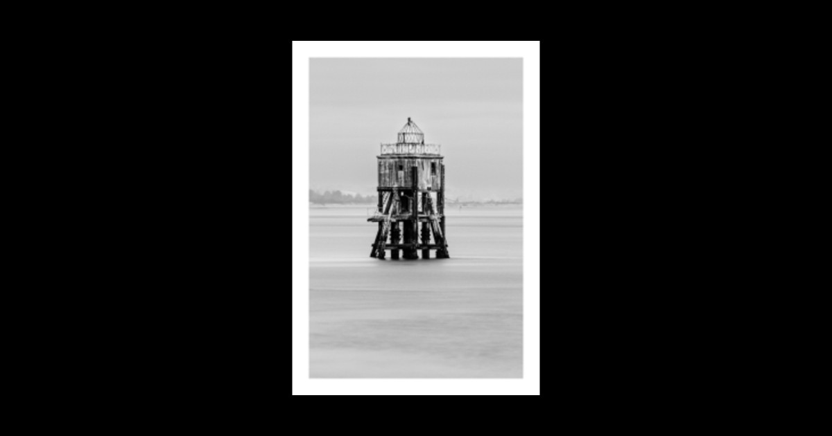 Tayport Pile Light (Old Larick Beacon) Lighthouse - Monochrome - T ...