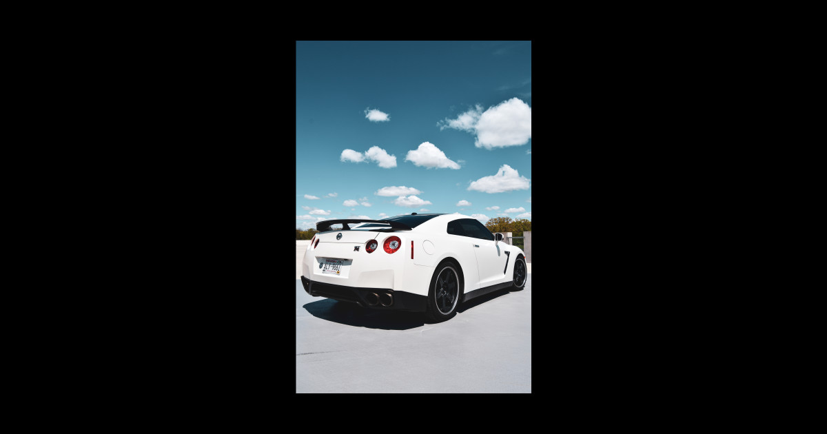 Nissan GT-R R35 - Nissan - Posters and Art Prints | TeePublic