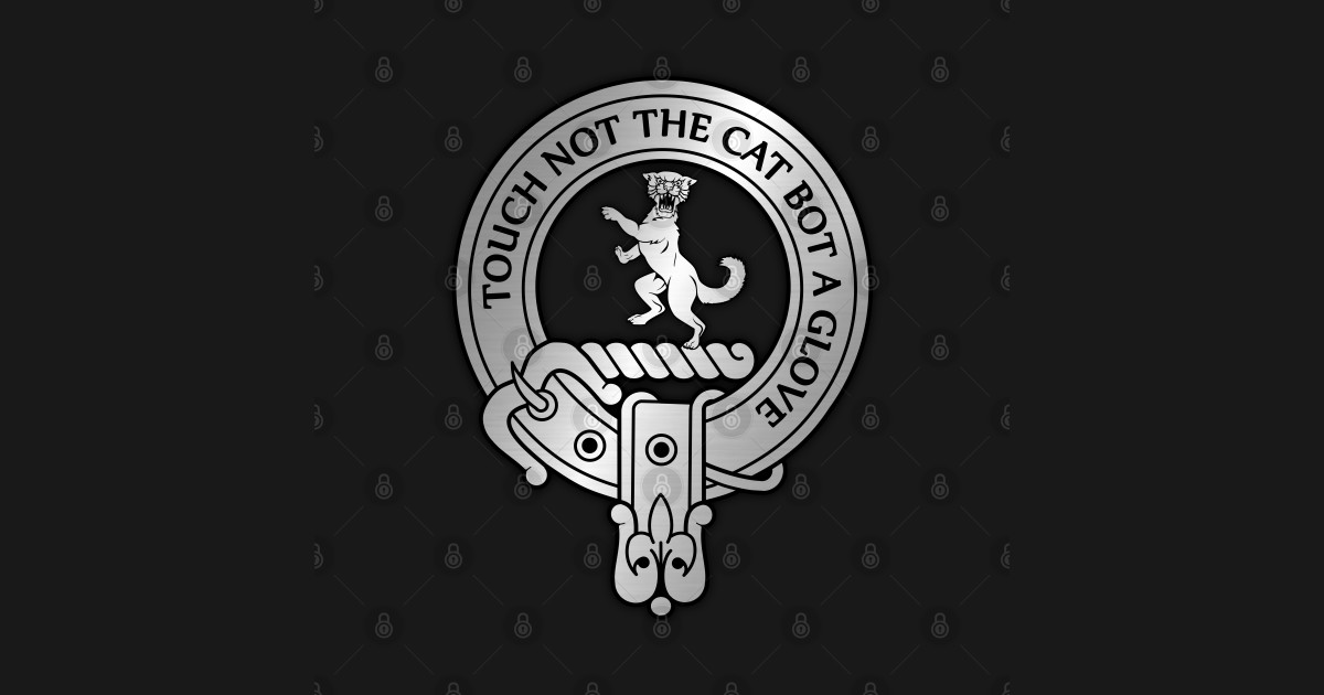 Clan MacIntosh | MacKintosh Crest - Macintosh - T-Shirt | TeePublic