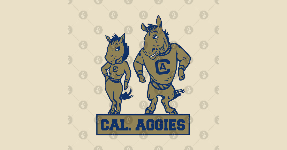 Vintage RestoMod Aggies Couple - Cal Davis - T-Shirt | TeePublic