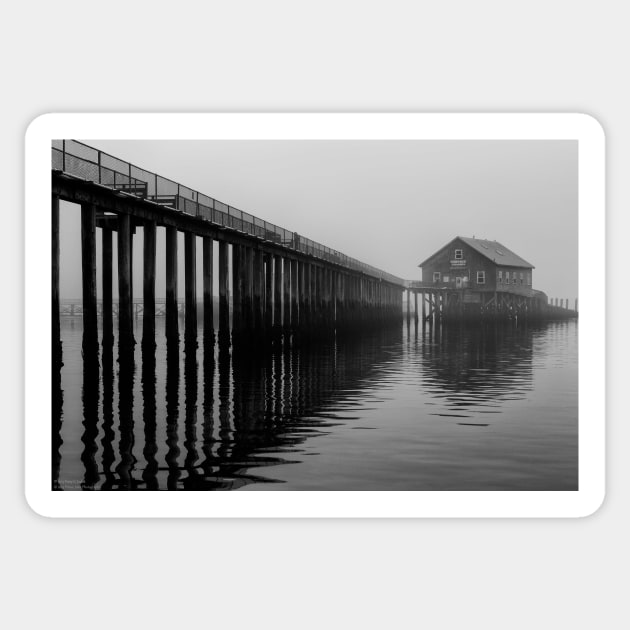 Historic Pier's End Pier © - Garibaldi - Sticker | TeePublic