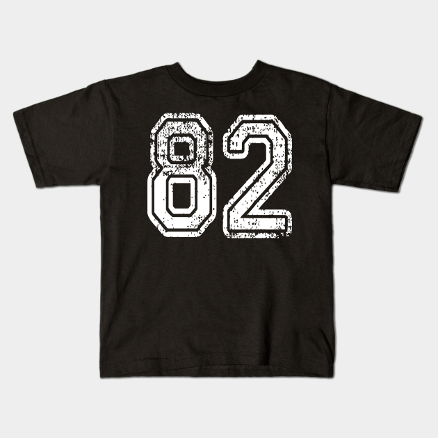 Number 82 Grungy in white - 82 - Kids T-Shirt | TeePublic
