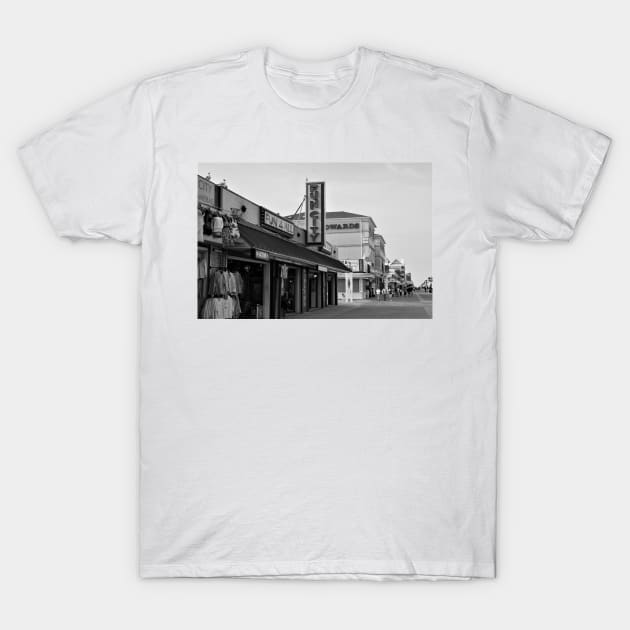 Ocean City Boardwalk - Ocean City - T-Shirt | TeePublic