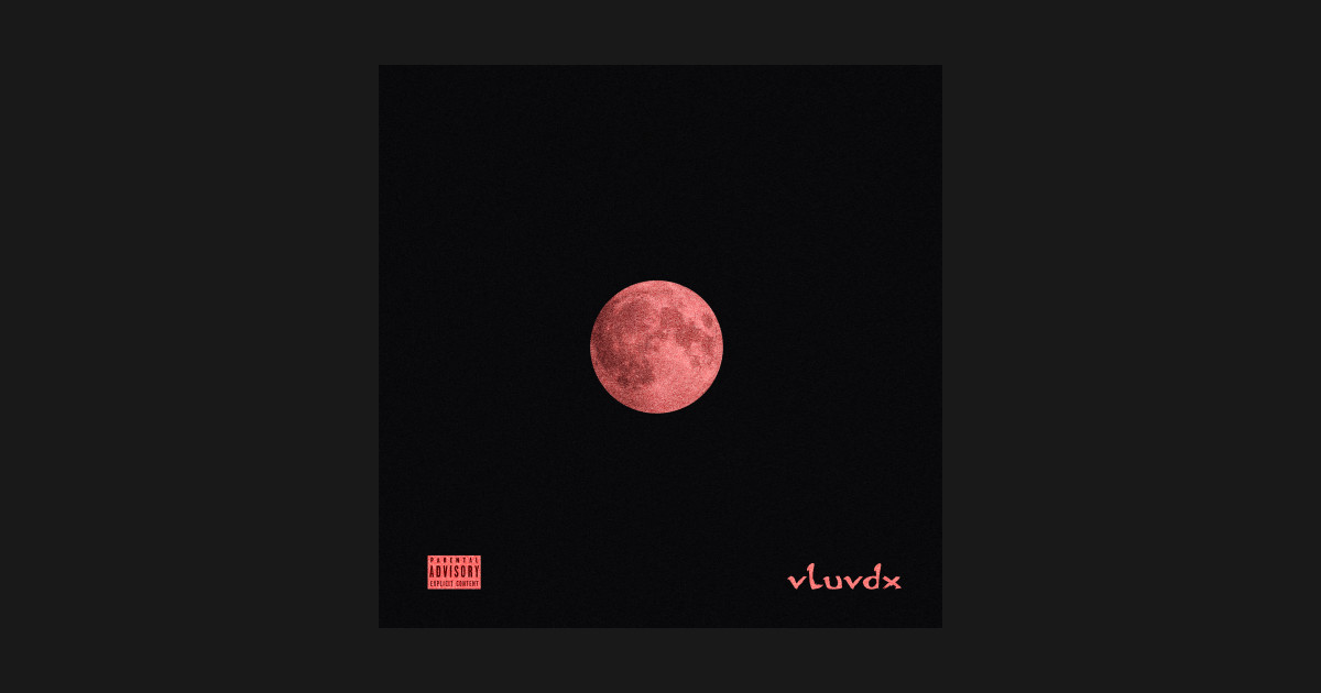 Bloody moon VLUVDX - Bloody Moon - T-Shirt | TeePublic