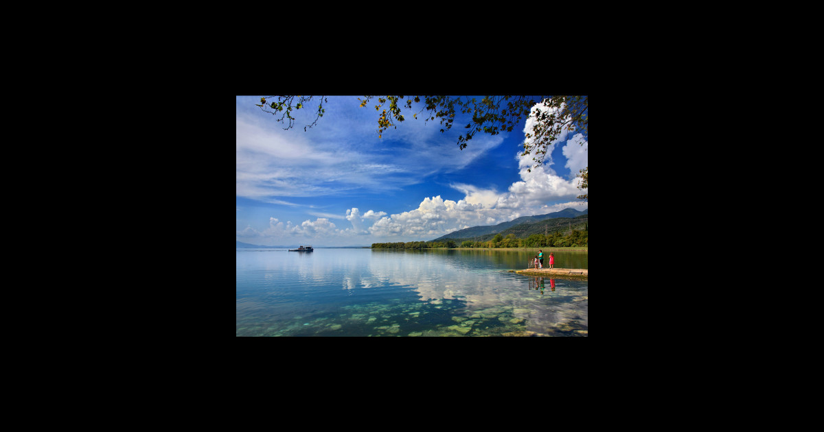 Waiting for the fishing boat at Trichonis lake - Trichonida - Magnet ...