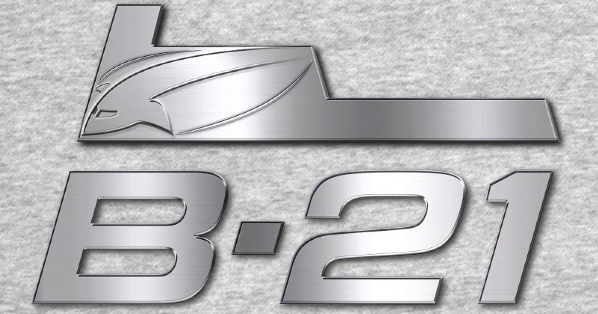 B-21 Raider - Raider - T-Shirt | TeePublic