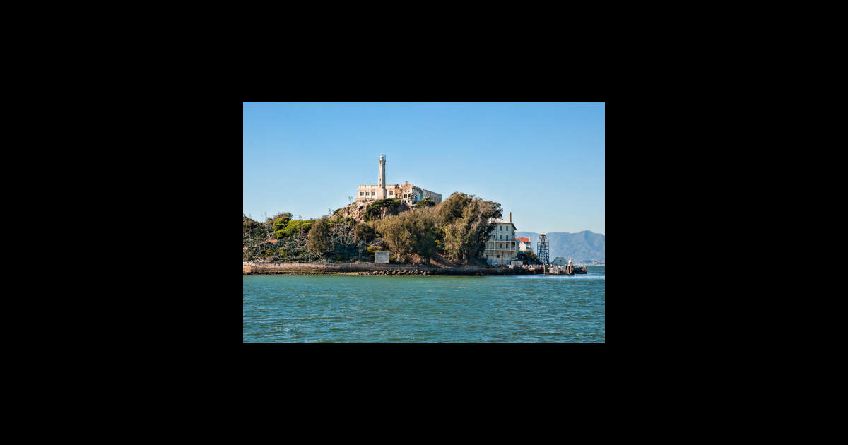 Alcatraz Island - Alcatraz - Magnet | TeePublic