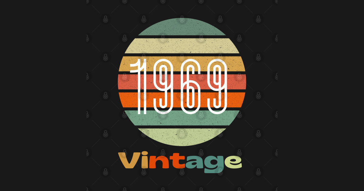 vintage 1969 design for retro tee, 52th birthday Gift vintage 1969 ...
