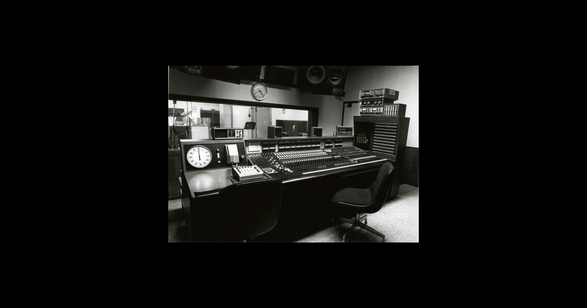 Sigma Sound Studios Control Room A 70s - Sigma Sound Studios Control ...