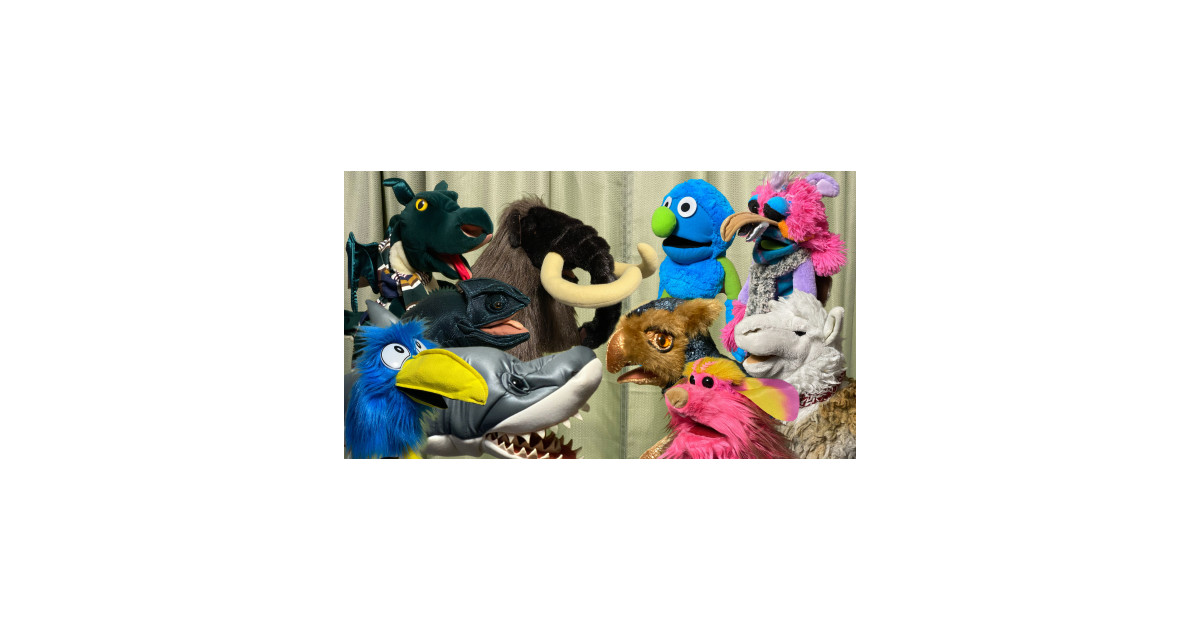 Old and new puppets - Puppets - T-Shirt | TeePublic