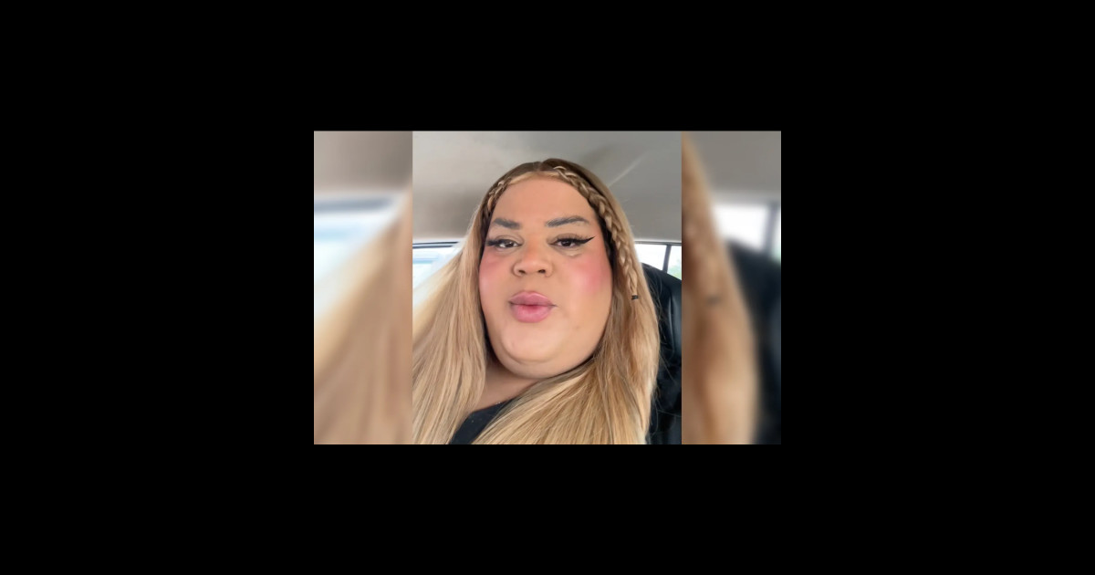 Very Demure Very Mindful Tiktok Meme - Very Demure - Sticker | TeePublic