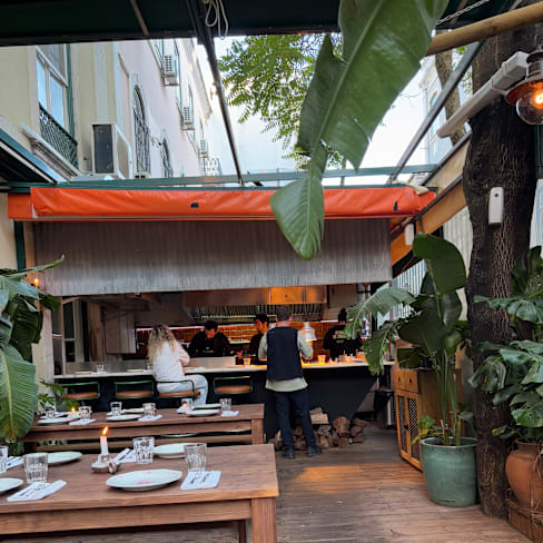 Gandaia Club - The Decadent Restaurant em Lisboa - Preços, menu, morada ...