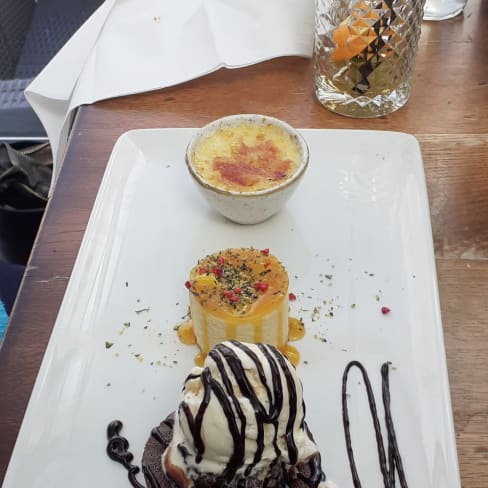 The Fishers Pond in Eastleigh - Restaurant Reviews, Menus, and Prices ...