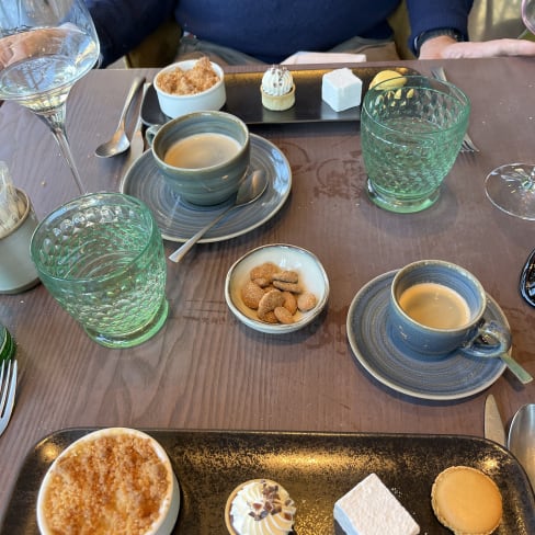 Frame - Restaurant & Bar in Paris - Restaurant Reviews, Menu and Prices ...