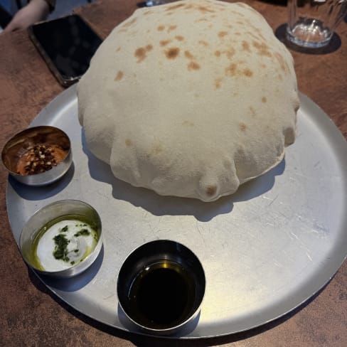 Barouk Lx Factory em Lisboa - Preços, menu, morada, reserva e ...