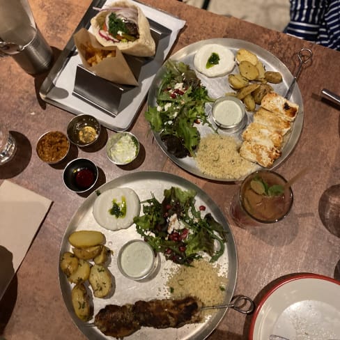 Barouk Lx Factory em Lisboa - Preços, menu, morada, reserva e ...