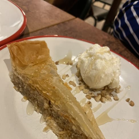 Barouk Lx Factory em Lisboa - Preços, menu, morada, reserva e ...