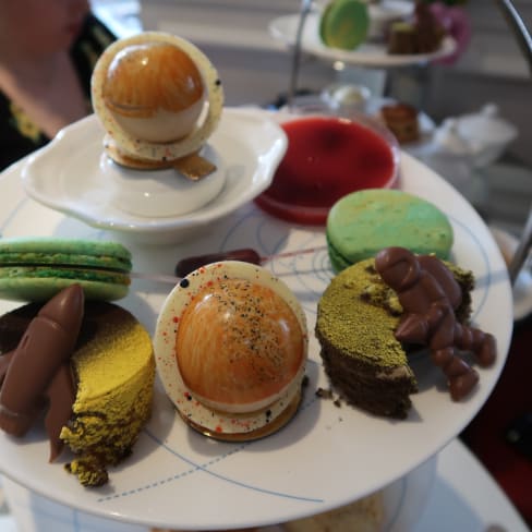 Science Afternoon Tea at The Drawing Rooms in London - Restaurant ...