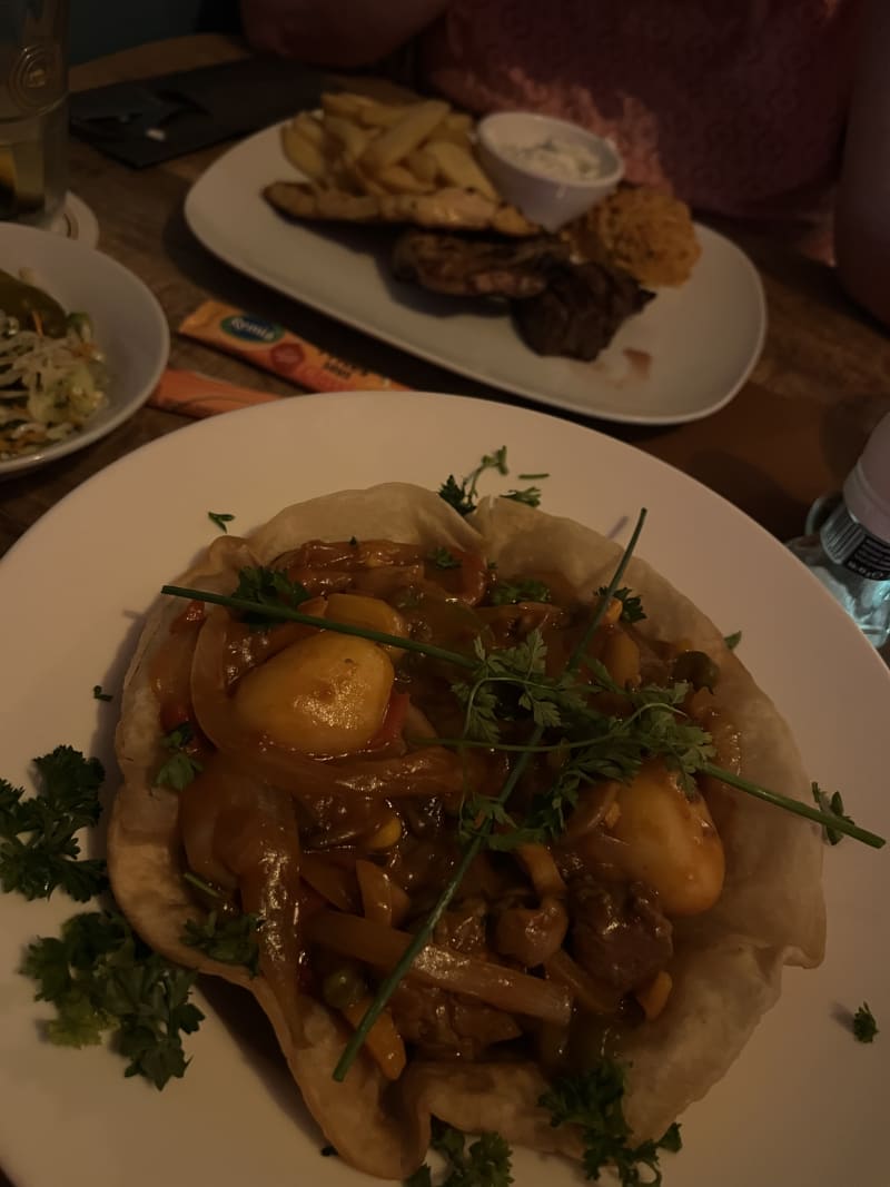 Grieks Eethuis Taverna in Utrecht - Menu, openingstijden, prijzen ...