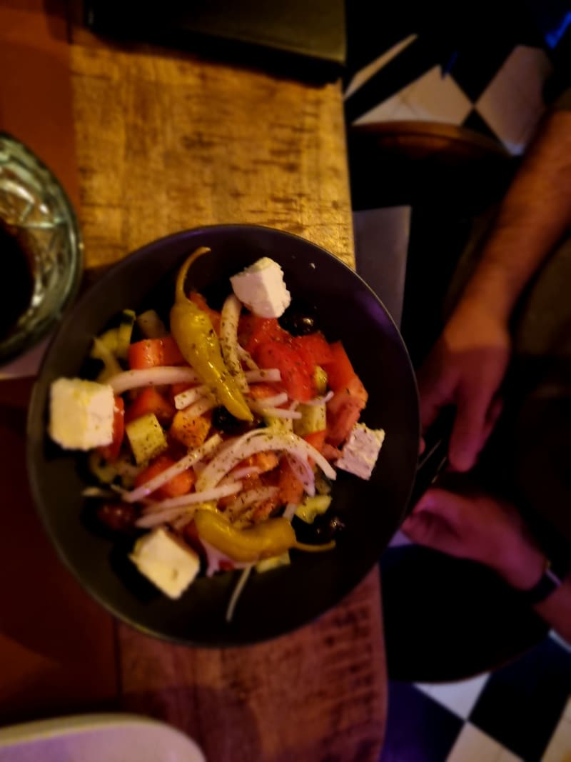 Grieks Eethuis Taverna in Utrecht - Menu, openingstijden, prijzen ...