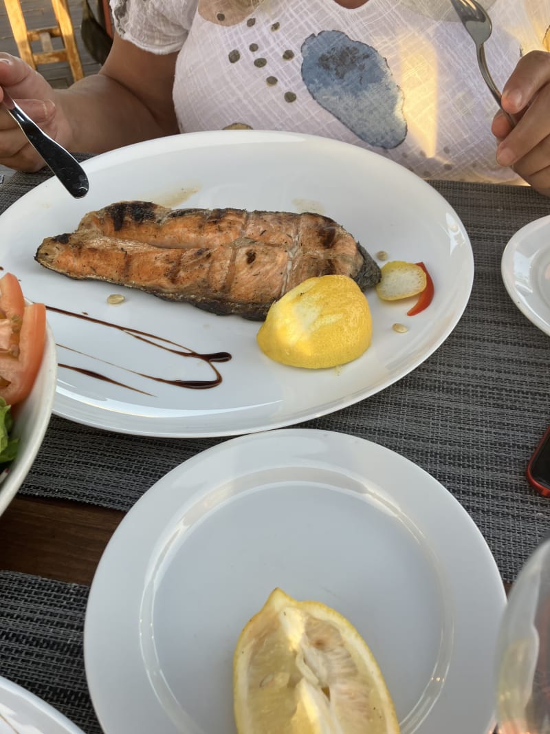 New Fat Frog in Escanxinas - Restaurant Reviews, Menus, and Prices ...