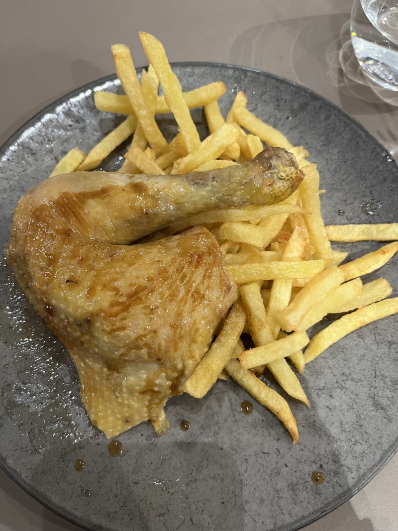 Les Cocottes Tour Eiffel in Paris - Restaurant Reviews, Menu and Prices ...