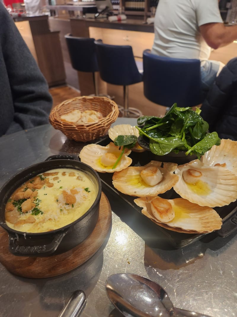 Les Cocottes Tour Eiffel in Paris - Restaurant Reviews, Menu and Prices ...