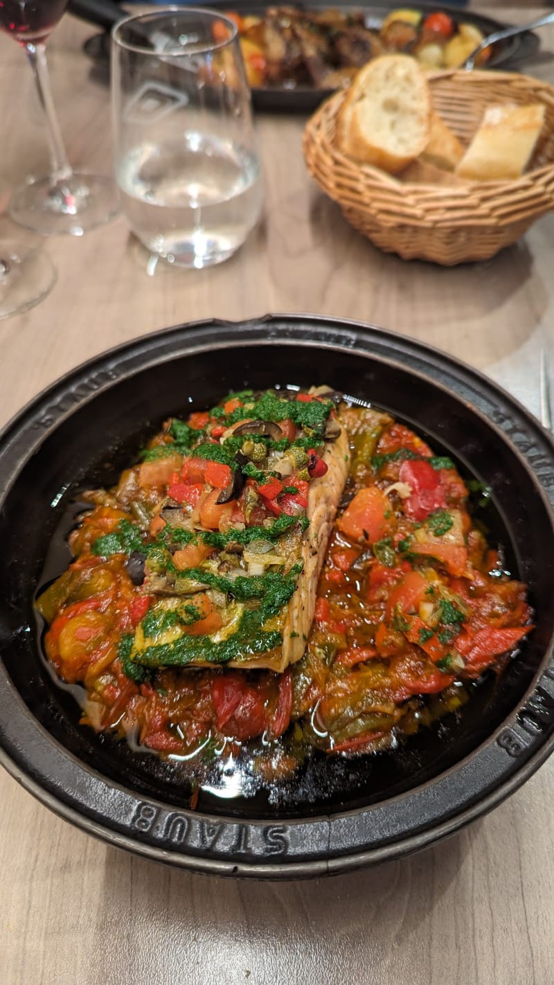 Les Cocottes Tour Eiffel in Paris - Restaurant Reviews, Menu and Prices ...