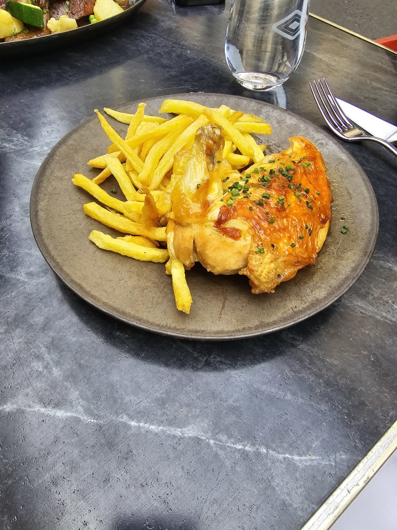 Les Cocottes Tour Eiffel in Paris - Restaurant Reviews, Menu and Prices ...