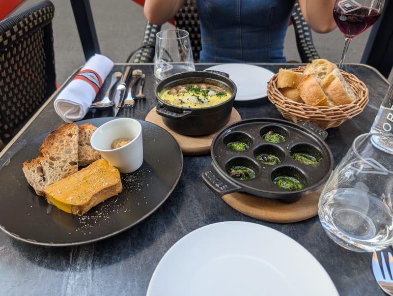 Les Cocottes Tour Eiffel in Paris - Restaurant Reviews, Menu and Prices ...