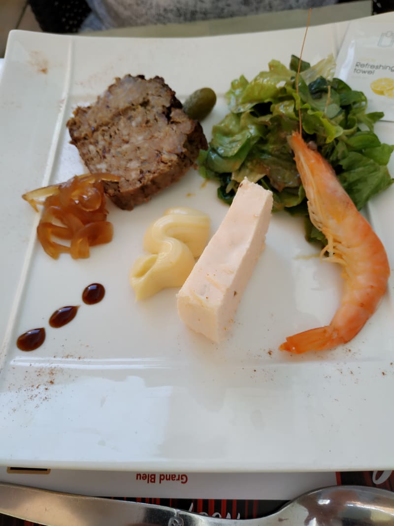 L'Entracte in Saint-Gilles-Croix-de-Vie - Restaurant Reviews, Menu and ...