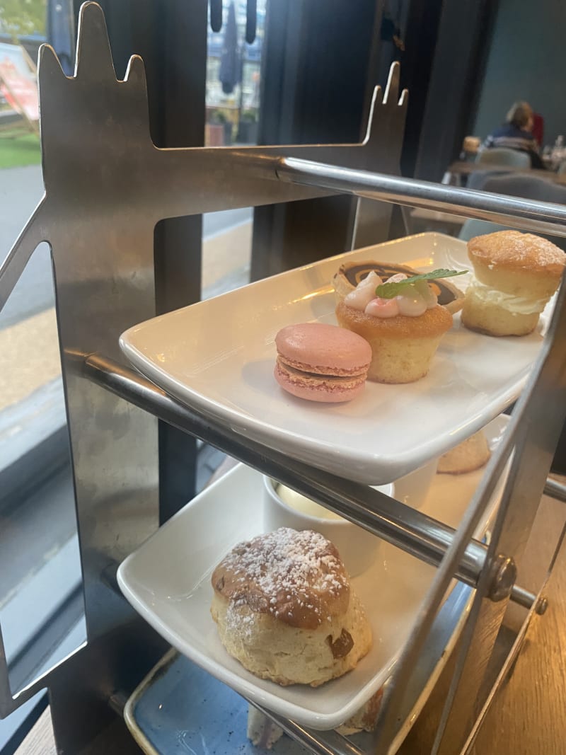 Vicinity at The Tower Hotel in London - Restaurant Reviews, Menu and ...