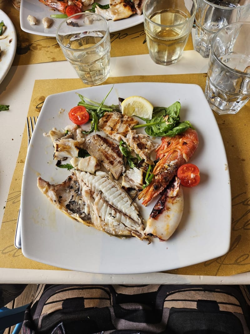 Cafe de Mar Vesima in Vesima - Restaurant Reviews, Menu and Prices ...