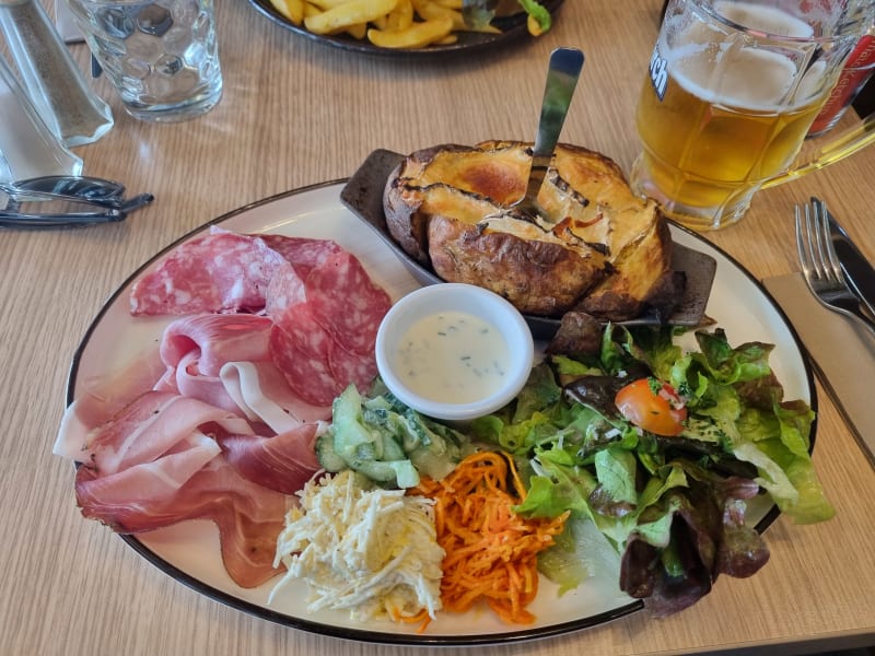 Restaurant 100 Patates Luxembourg à Luxembourg - Menu, avis, prix et ...
