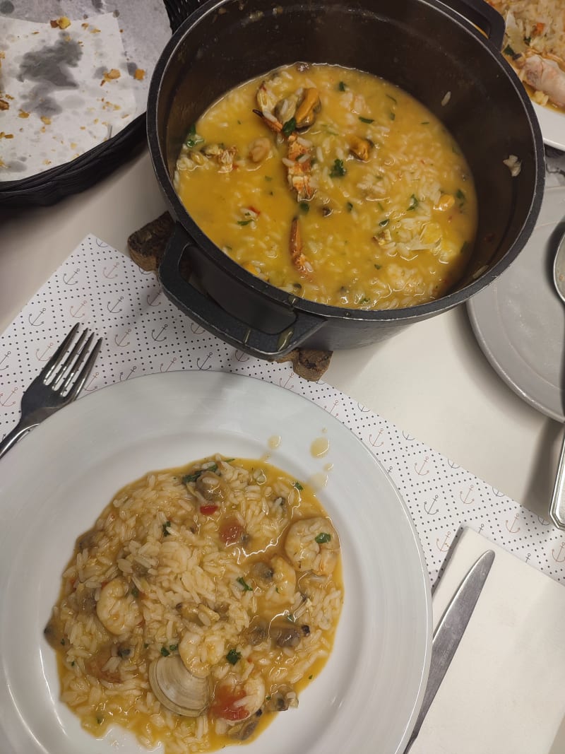Santola Marisqueira a Esmoriz - Menu, prezzi, immagini, recensioni e ...