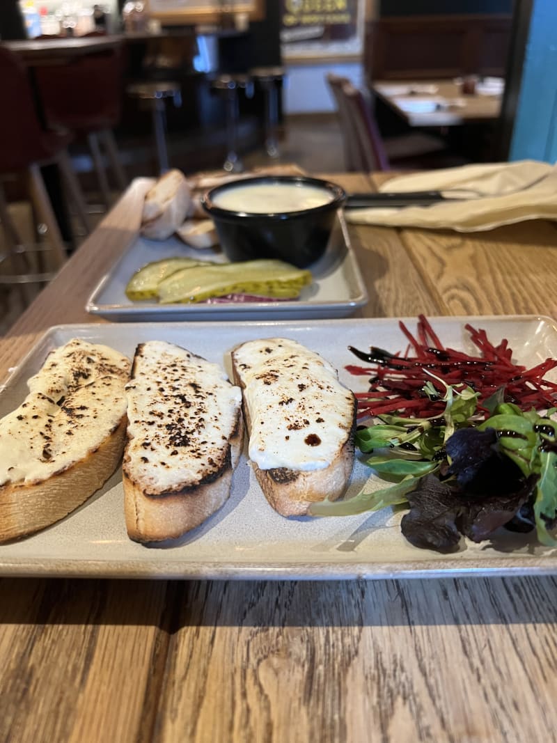 The Bountiful Cow in London - Restaurant Reviews, Menu and Prices | TheFork