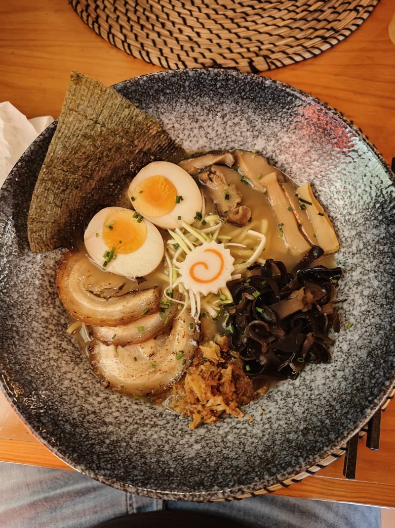 Natsu Ramen & Bubble Tea em Faro - Preços, menu, morada, reserva e ...