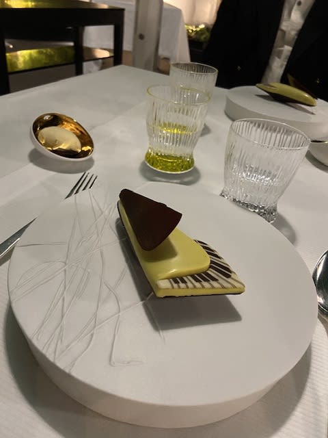 Restaurant Gastronomique - La Pyramide in Vienne - Restaurant Reviews ...