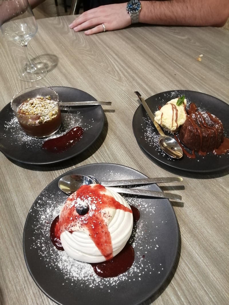 Azure em Carcavelos - Preços, menu, morada, reserva e avaliações do ...