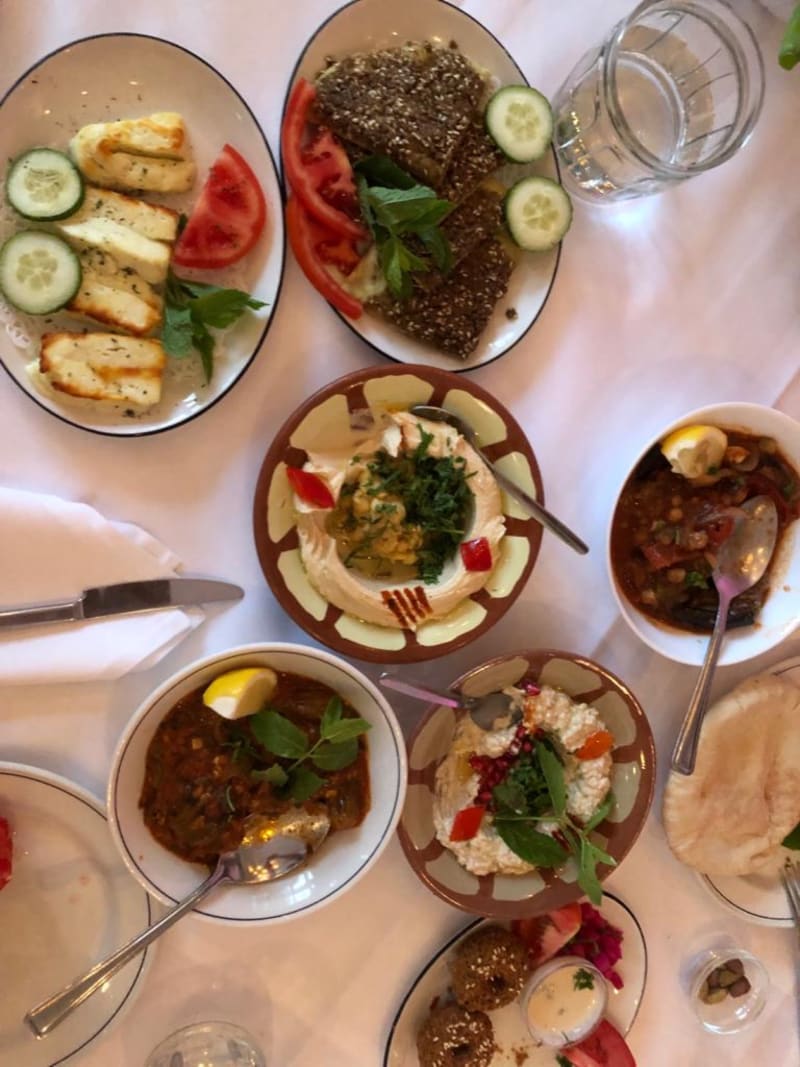 Al Waha in London - Restaurant Reviews, Menu and Prices | TheFork