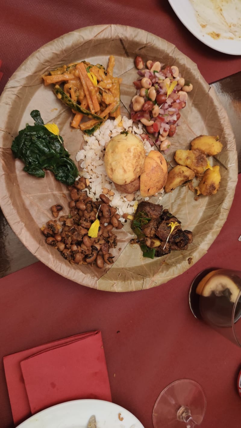 Lasun, Gastronomía Nepalí in Barcelona - Restaurant Reviews, Menu and ...