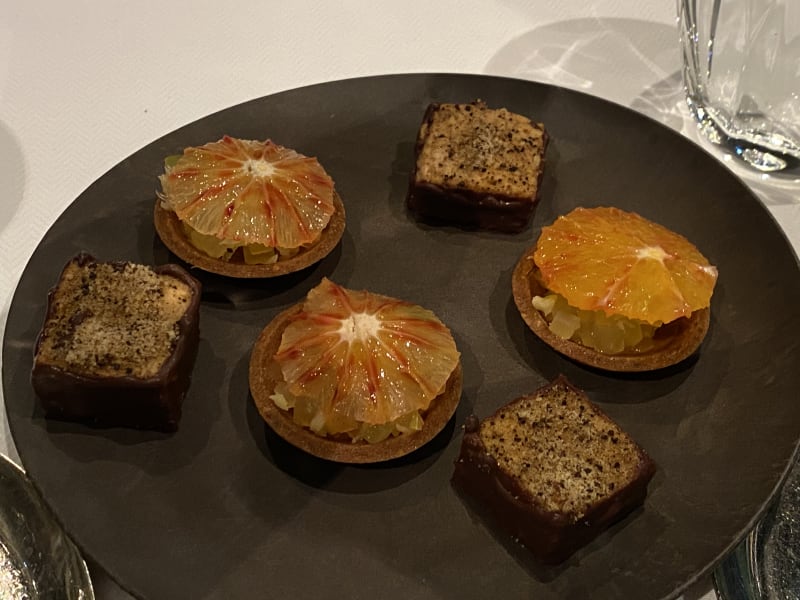 Les Ombres restaurant – Quai Branly in Paris - Restaurant Reviews, Menu ...