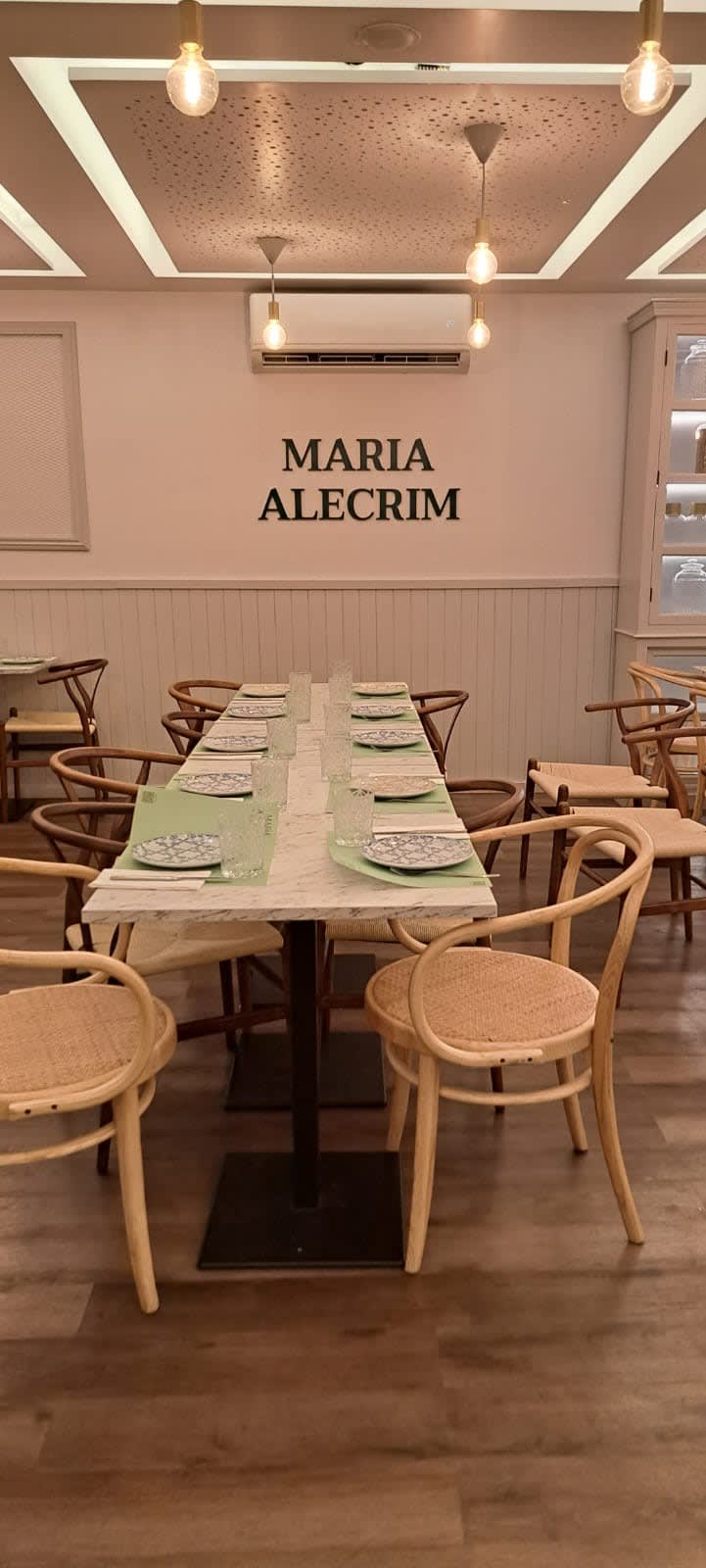 Maria Alecrim em Sobreda - Preços, menu, morada, reserva e avaliações ...