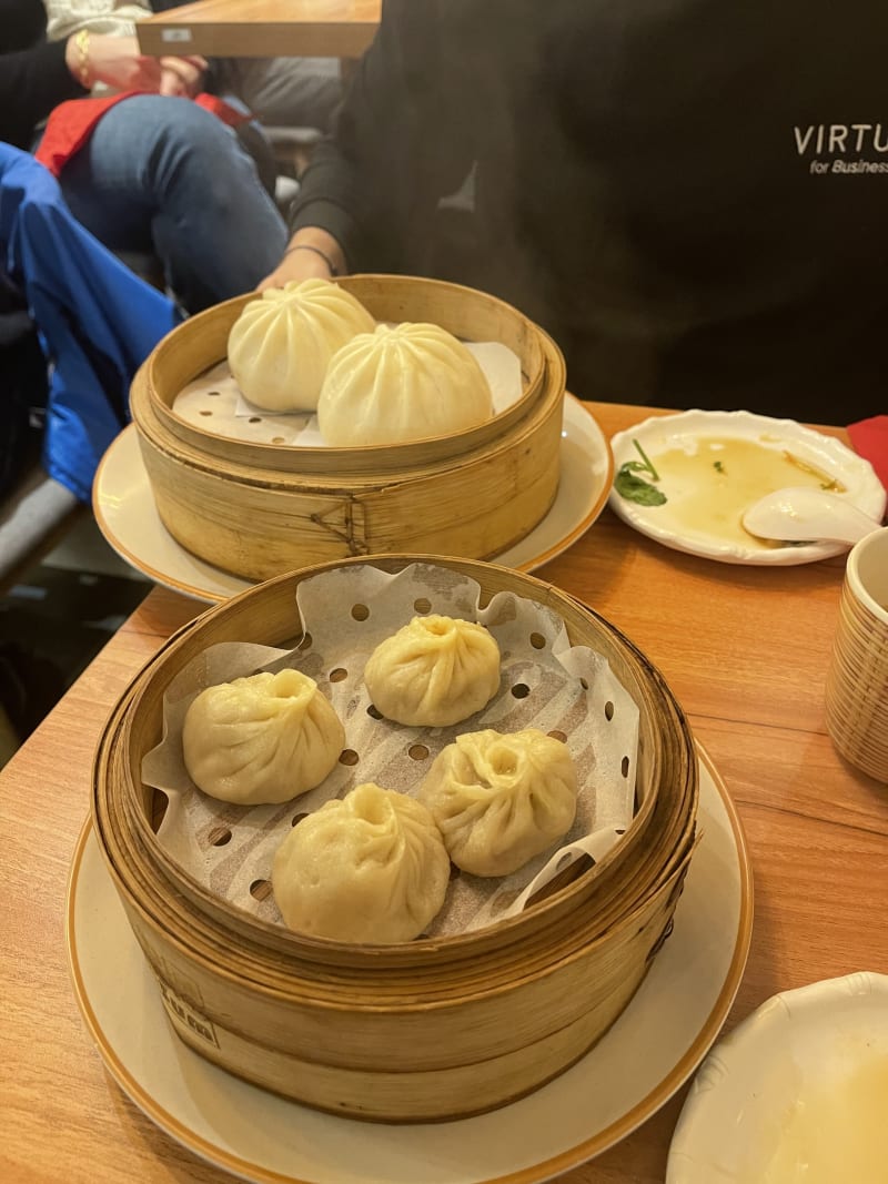 Dim Dim Sum in Parijs - Menu, openingstijden, prijzen, adres van restaurant en reserveren | TheFork
