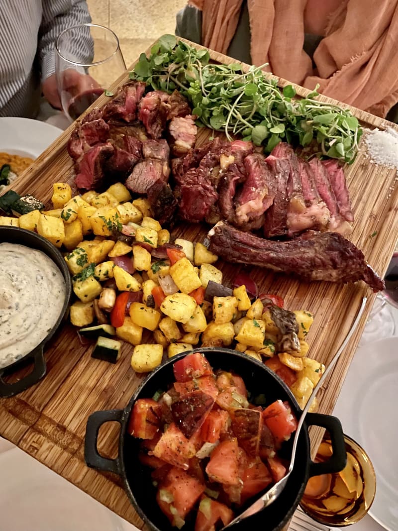 Flow Restaurant & Bar em Porto - Preços, menu, morada, reserva e ...