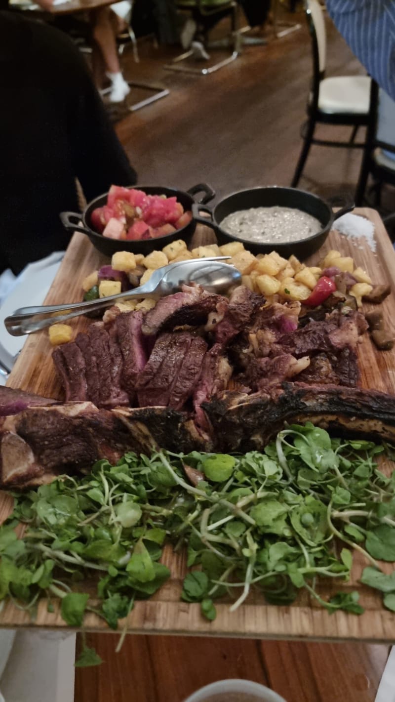 Flow Restaurant & Bar in Porto - Restaurant Reviews, Menu and Prices ...