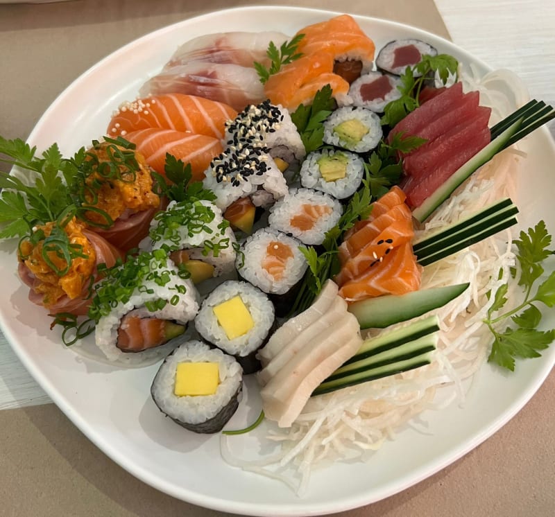 Yukai Sushi Restaurant in Cascais - Restaurant Reviews, Menu and Prices ...