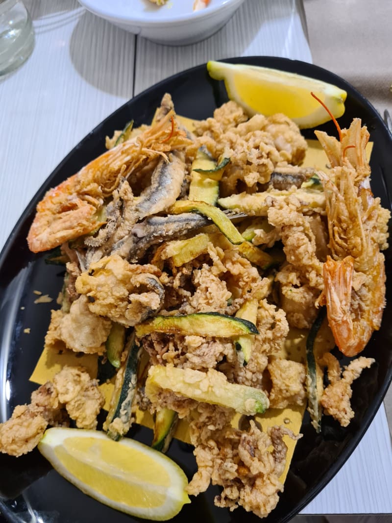Pescato e Mangiato a Milano - Menu, prezzi, immagini, recensioni e ...